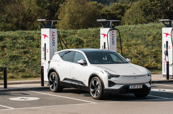 800 Volt Polestar 3: faster charging thanks to new architecture and ...